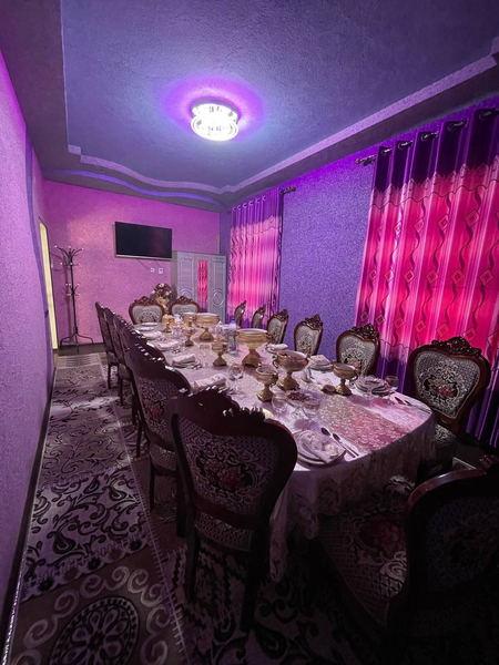 Яшнабадский район Байсунская улица. Продаётся участок 4. С мебель+++