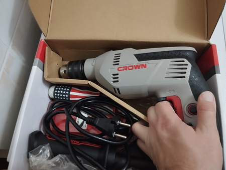 Дрель Crown CT10128, 600W
