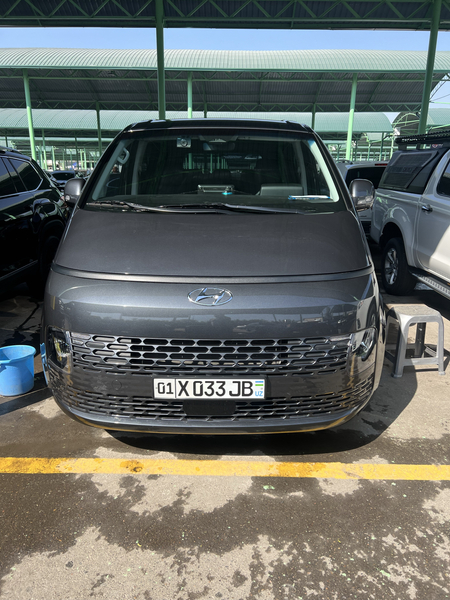 Срочно продаётся Хундай Стария  фул