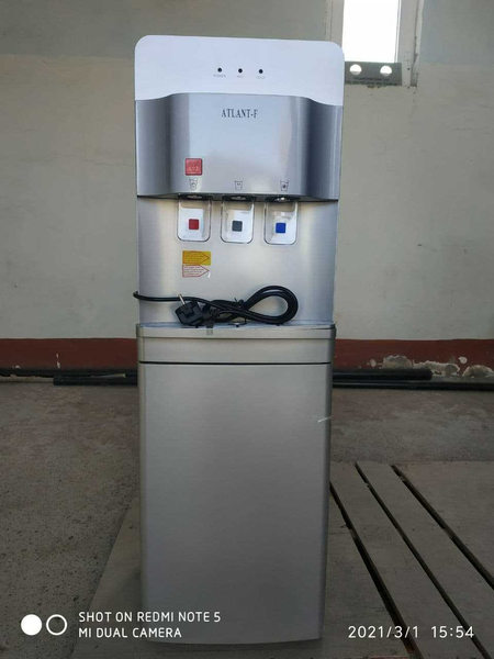 kuler. кулер воды. suv dispenseri