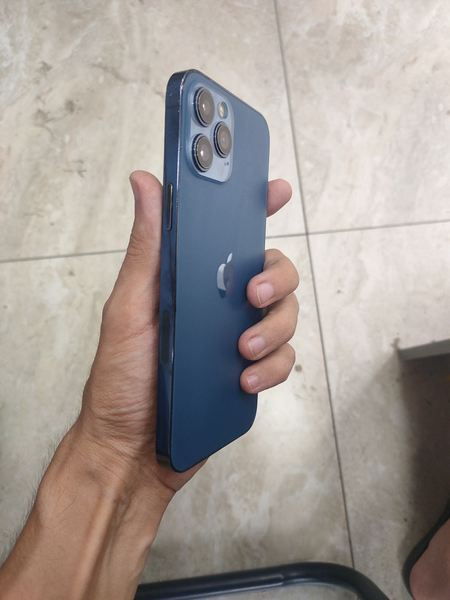Iphone 12 promax 256gb ohirigacha oʻqib tel qilila pasport kopiya