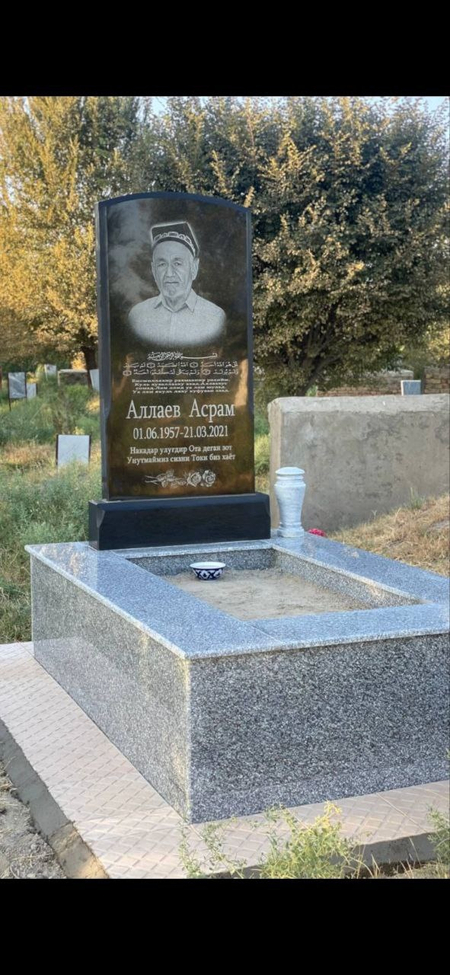 Qabr toshlar va stalichnitsa