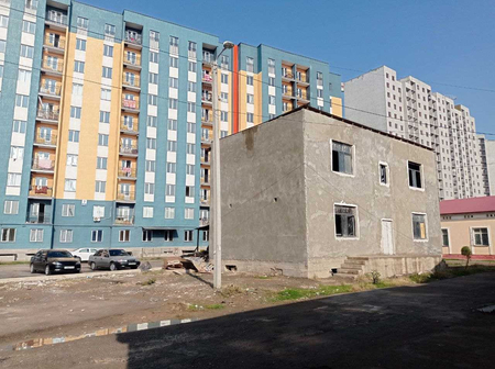 Продаётся коммерческое здание по магазин, офис