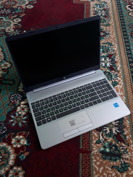Laptop HP 250 G8