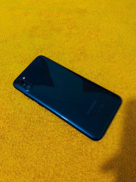 Samsung Gallaxy A11 sotiladi