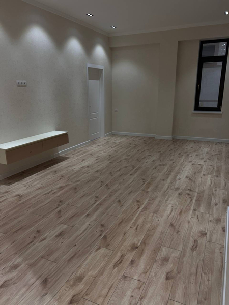 Продается 3х комнатная квартира,метро Максима Горького, 70м2
