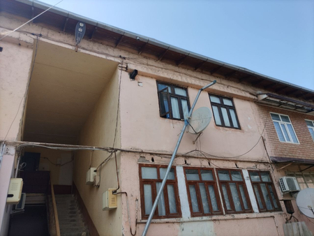 Srochna dom sotiladi sirdaryo tumani kamaristonda
