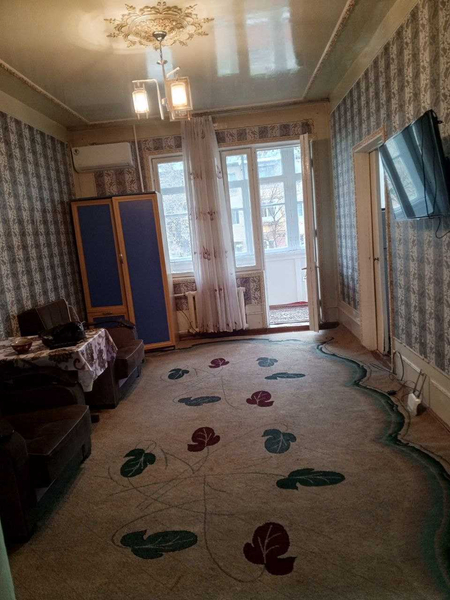 Bezmakler kvartira qizlarga sherik,Metro Chilonzor
