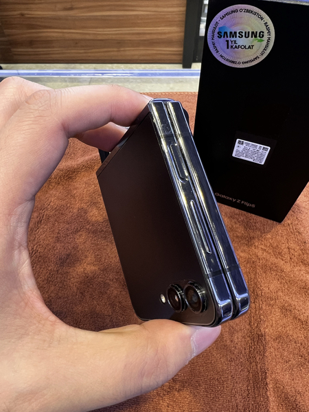 Samsung Flip 5 256Gb