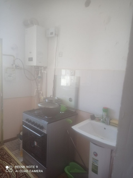 Когонда Янги хаётда йул ёкасида квартиралар сотиоади
