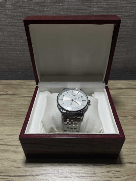 Часы Rate Quartz