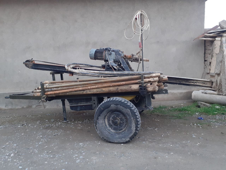 Burovoy aparat sotiladi