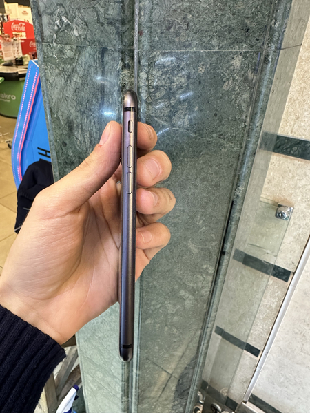 iphone 8 64Gb ideal