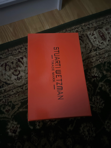 Srochna sotaman kabluk tufli