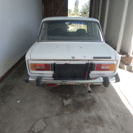Jiguli 2106 sotiladi