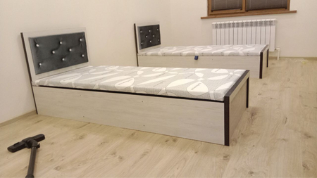 Крават бир кишилик аксия механизимлик
