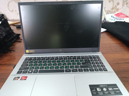 ACER aspier 3 15 Ryzen 7 16/512