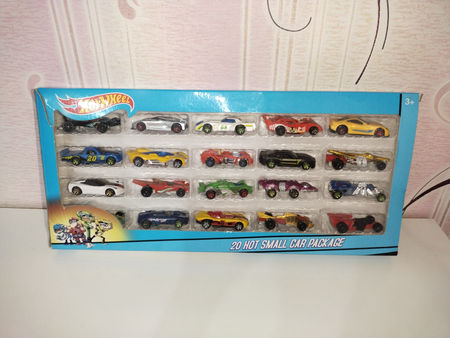 Комплект машинок hot wheels