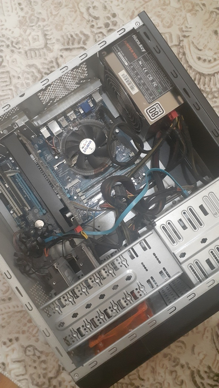 i7 3770 intel 19 monitor komlekt sotiladi