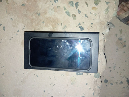 iPhone 13     5.200