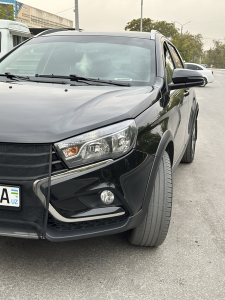Lada vesta SW CROSS