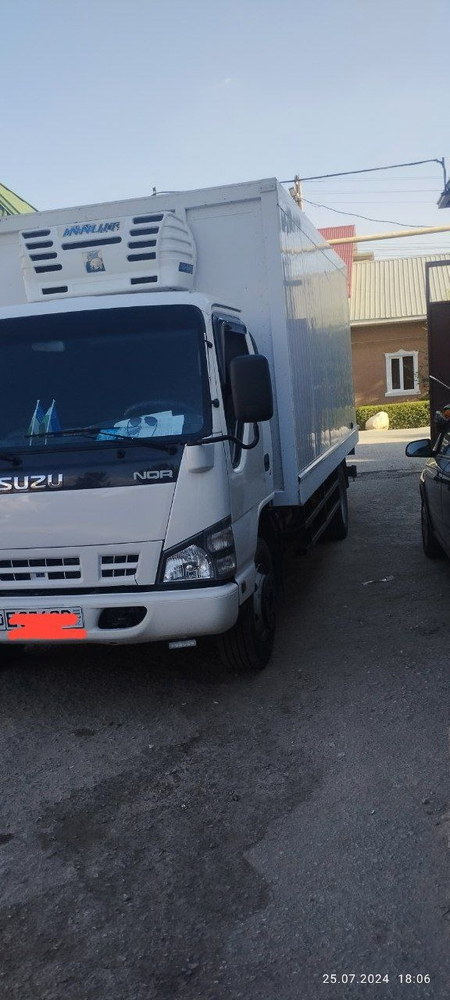 Isuzu yili 2013 holati yaxshi sotiladi