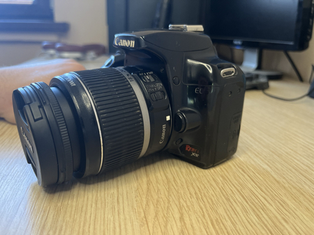 Продам сумку с фотопринадлежностями Canon Rebel Xs с обьективом 18-35м