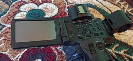 2шт Sony ax2000 на  восстановление