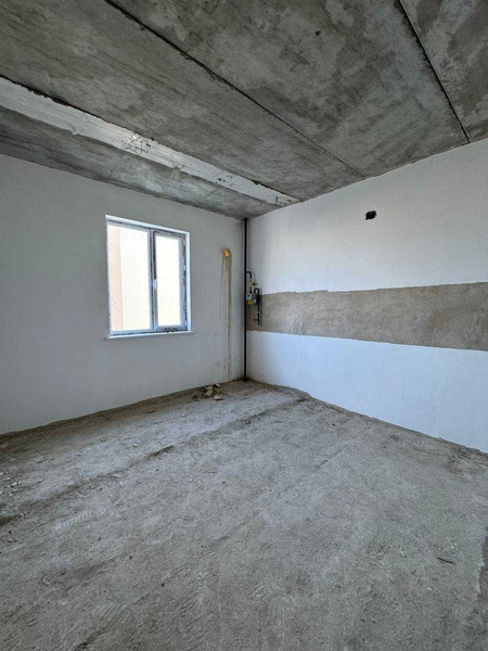 3 xonali qilingan 3 qavat 5 qavatli g’ishtli dom 80m2
