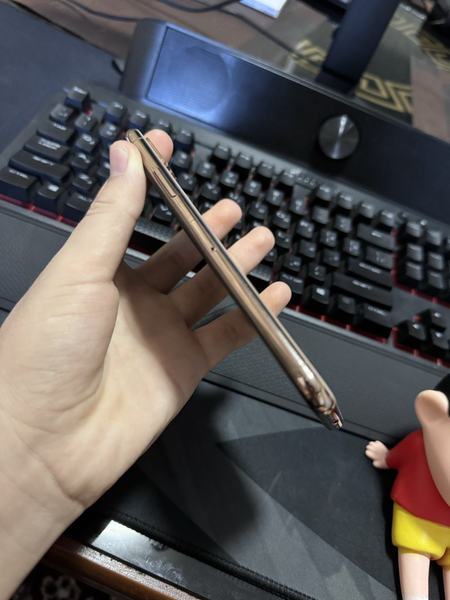 iPhone XS zo’r xolatda