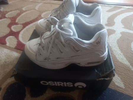 продаю кроссовки Osiris d3 white