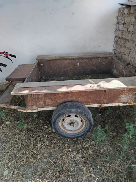 Miniy traktor sotiladi