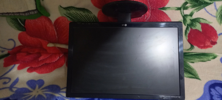 Монитор LG  w2242st