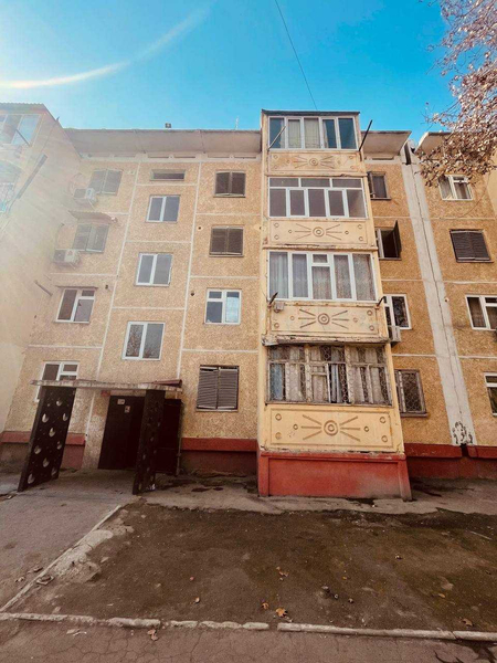 Фаргона, Киргули, Янги Аср кочаси 3 дом,3 этаж 2 хоналик уй сотилади