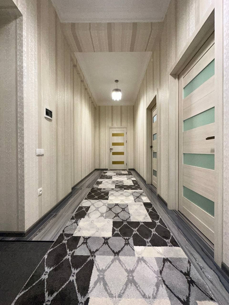 Novostroyka sotiladi J.K Novza Golden Hause 2 xona