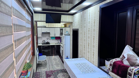 Продается шикарная 2х комнатная кв 105кв.м на 2-этаже ор: 5-микрораён