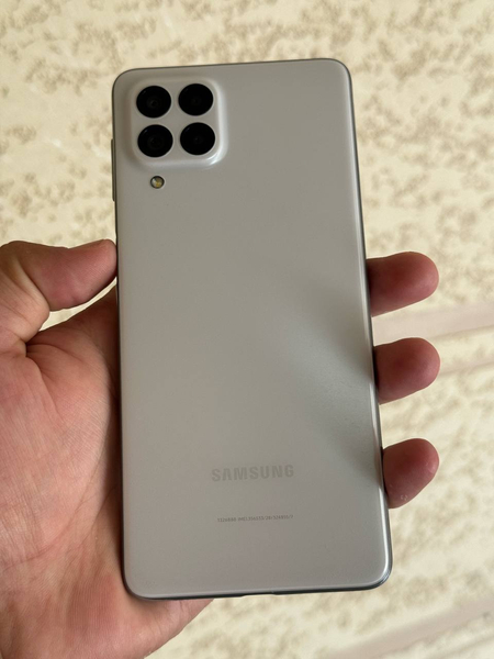 Samsung m53 5g ideal xolatda xaraktiriskasini internet korilar 8+8.128