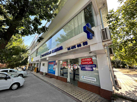 Продаётся отдельно стоящая здания 1 линия 880м2 готовыми арендаторами