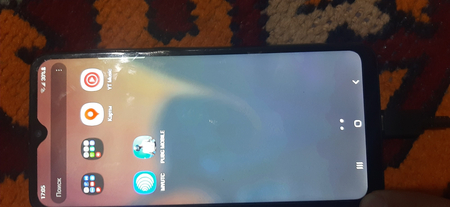 Samsung GALAXY A50