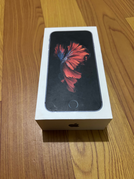 Коробка от IPhone 6s