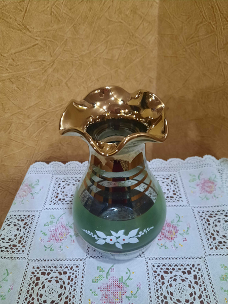 Винтажная, редкая, очень  красивая ваза