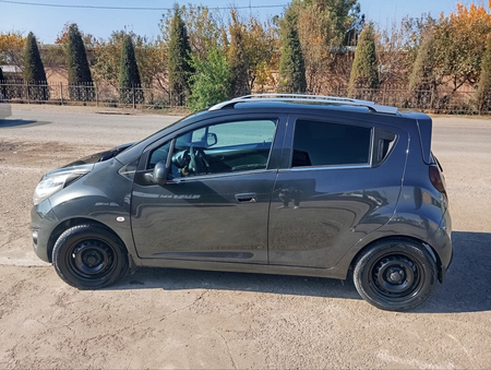 Ravon R2.  8700 y.e