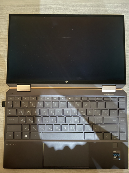 Hp spectre X360 11th Gen core(TM] i5