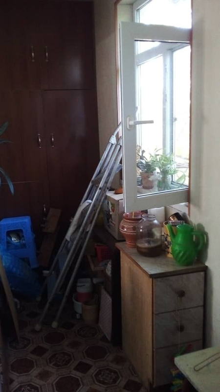 Продаётся  2 ком кв  на  Авиасозлар  1 Кв  возможно купить под ипотеку
