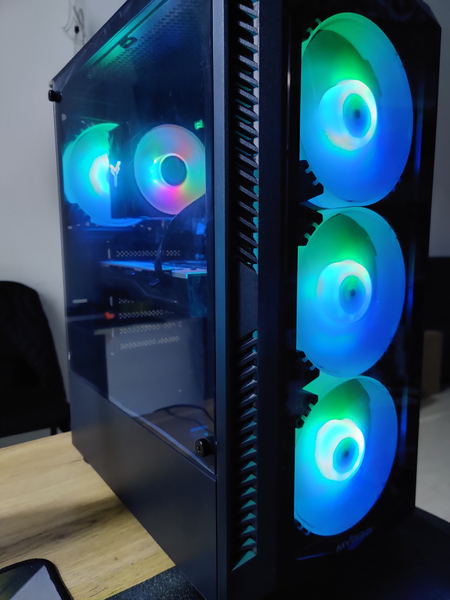 Компьютер Ryzen 5 1600 6/12ядер/Rx 570 4g/Ozu 16/ssd120/hdd1T