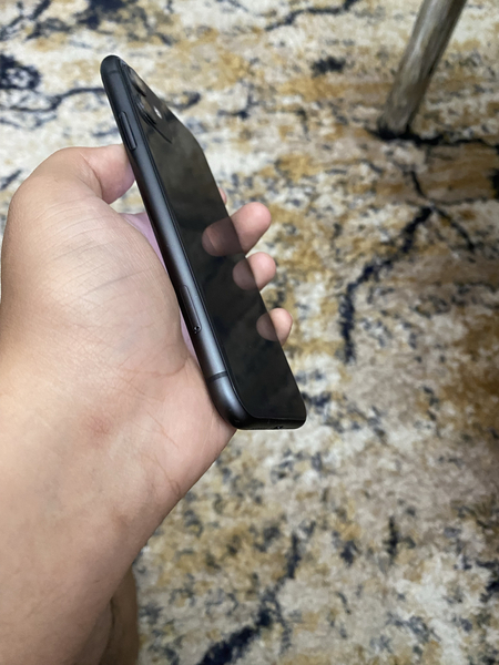 IPhone 11 64 GB yomks 73%