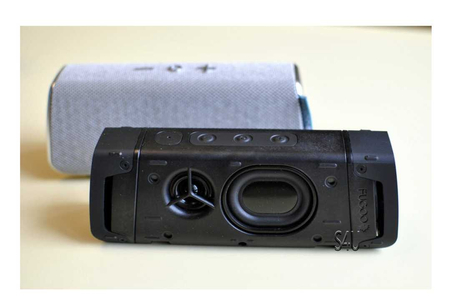 Fugoo style Bluetooth speaker.