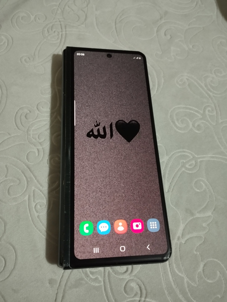 Samsung Galaxy Z Fold 3
