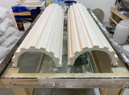 Tiyaga lepka fasadni tyaga molding gipsviy