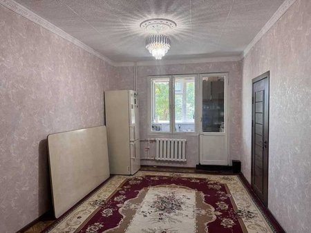 Срочно продаётся квартира 2/3 комнатная в центре